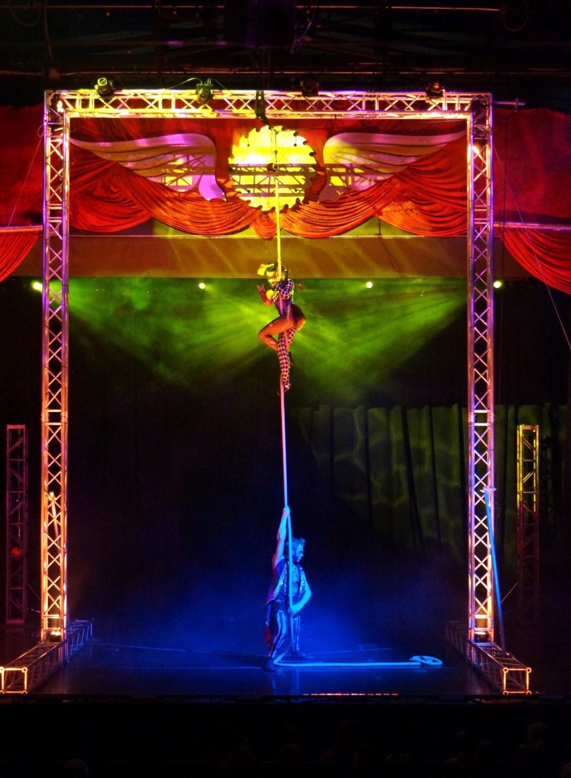 CirqueSanity | Aerial Rig Rental + Professional Rigging | CirqueSanity